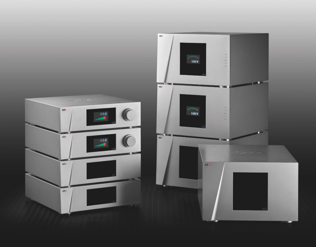 CH Precision L10 four-box line-stage preamplifier - Gy8